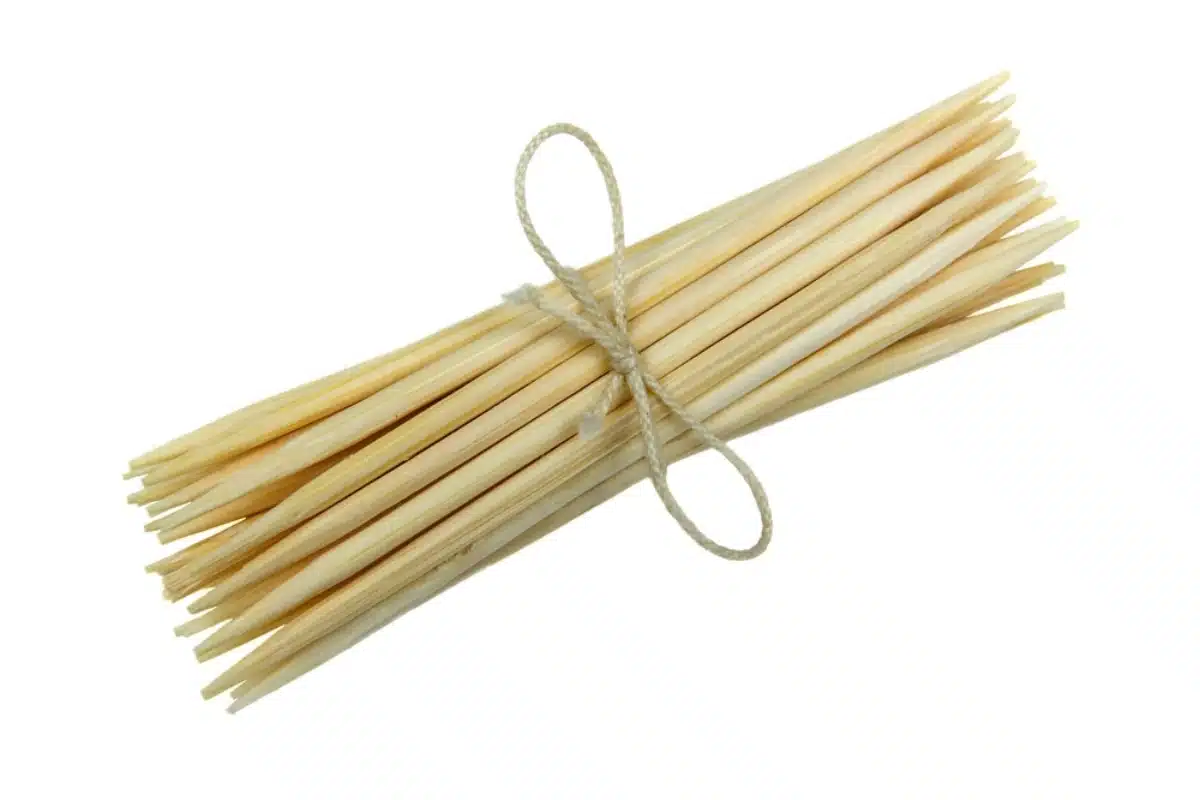 Are Toothpicks Bad for Your Teeth? Risks Explained